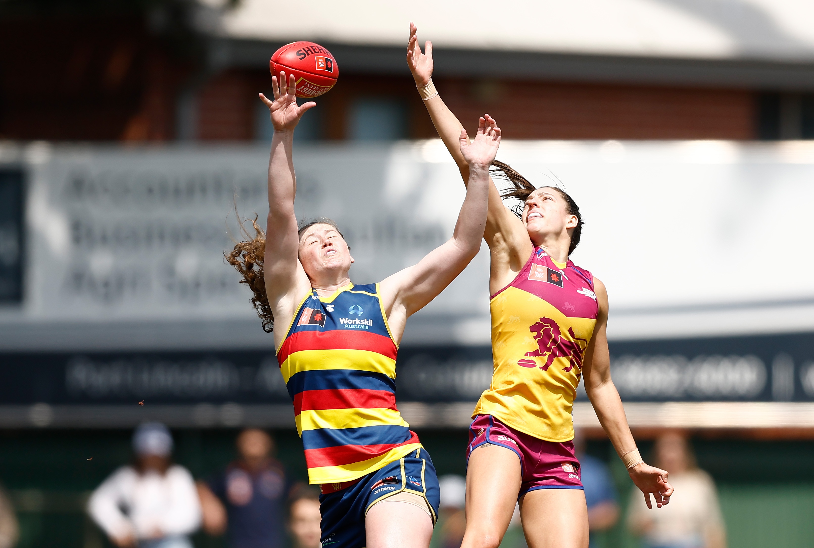 Adelaide Crows and Brisbane Lions have stayed dominant in the AFLW by ...