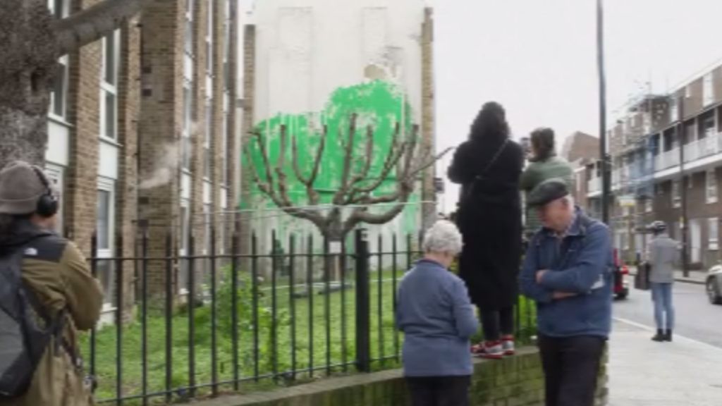 Banksy's new street art defaced with white paint - ABC News