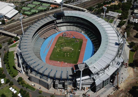 MCG warns fans not to spread ashes of loved ones on turf - ABC News