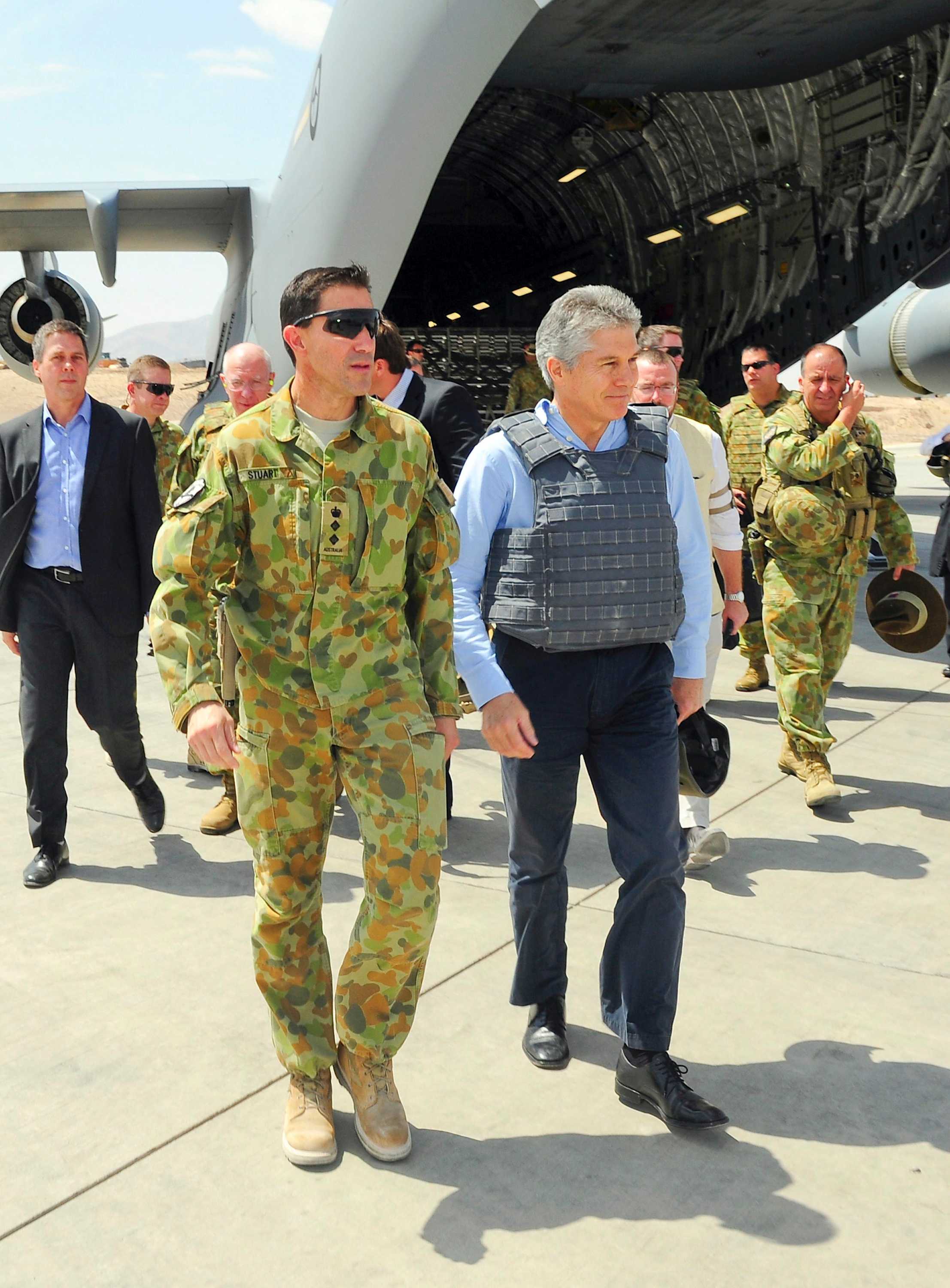 Australian troops in Afghanistan stop transferring detained prisoners ...