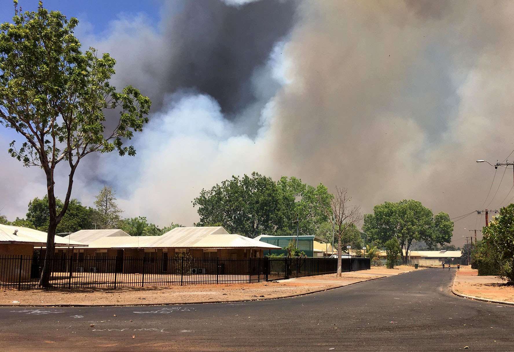 Kununurra bushfire warning downgraded to watch and act after three ...