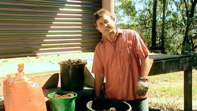 Chook Manure - Gardening Australia
