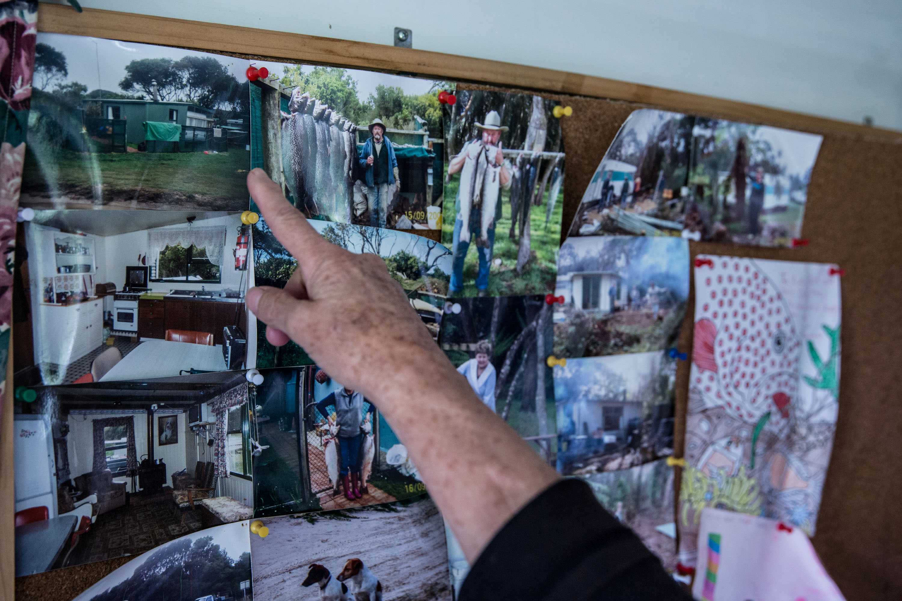 Shack owners on Tasmania's west coast fear their lifestyle in 'God's ...