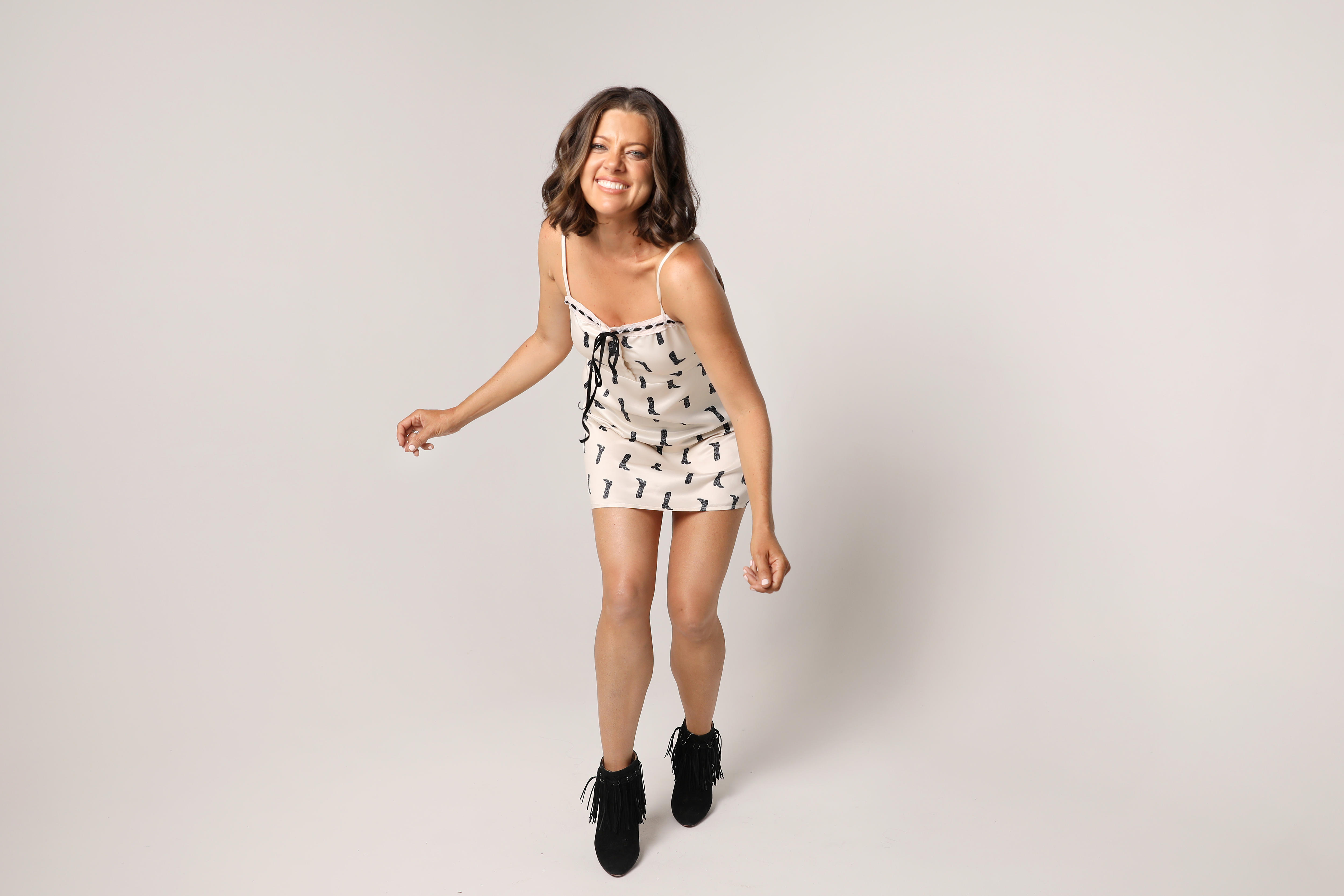 Amber Lawrence's suburban dreams, and Kaylee Bell pops in for a chat ...