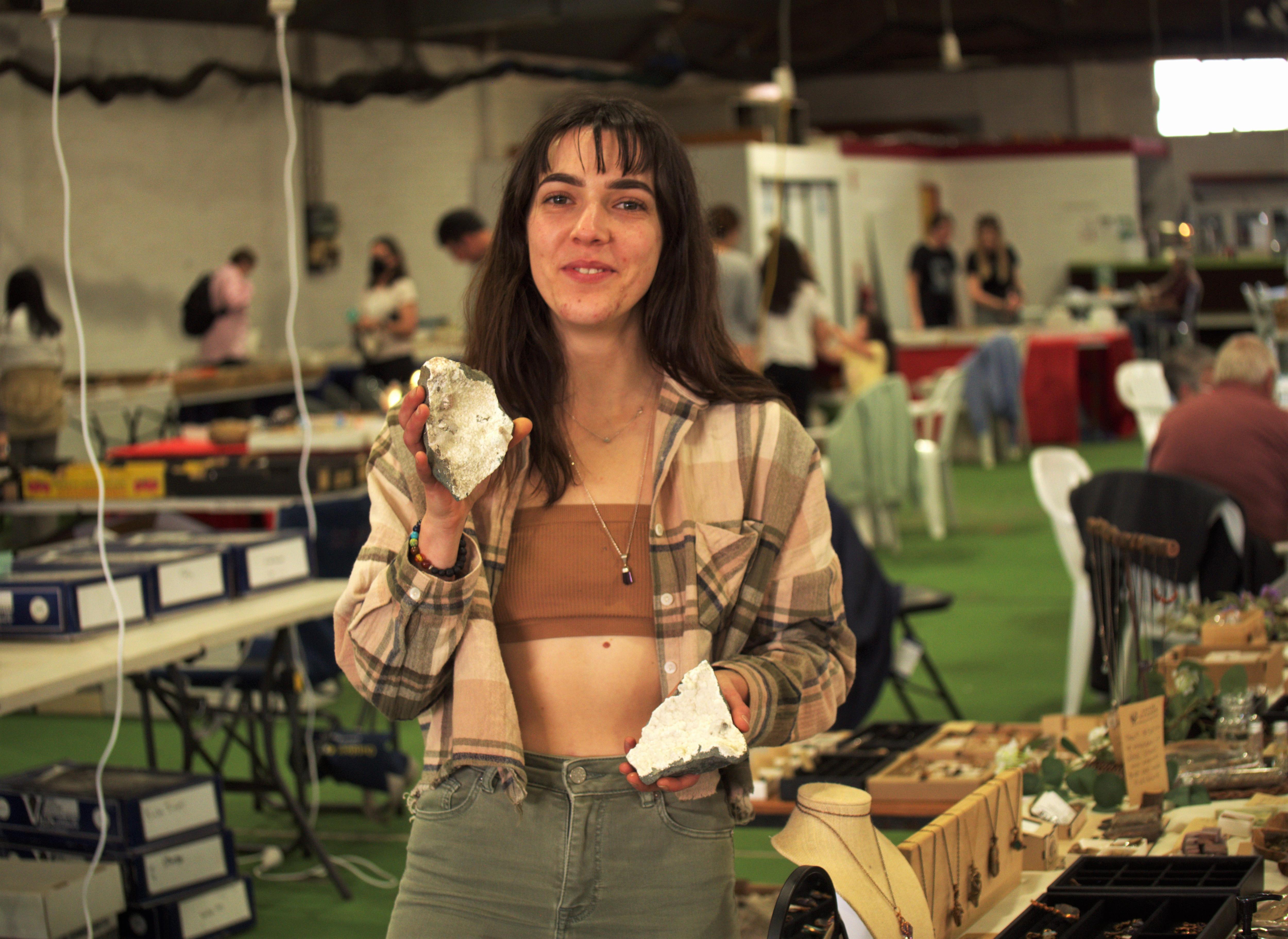 Victorian fossickers encouraged to keep searching for 'underrated' semi ...