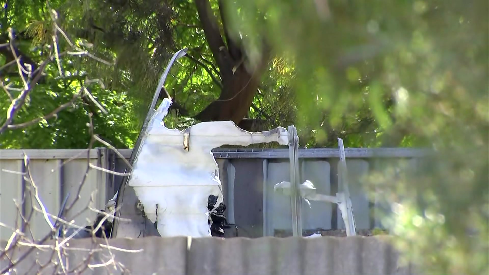 Victorian holiday town in mourning after 3yo boy dies in caravan fire ...