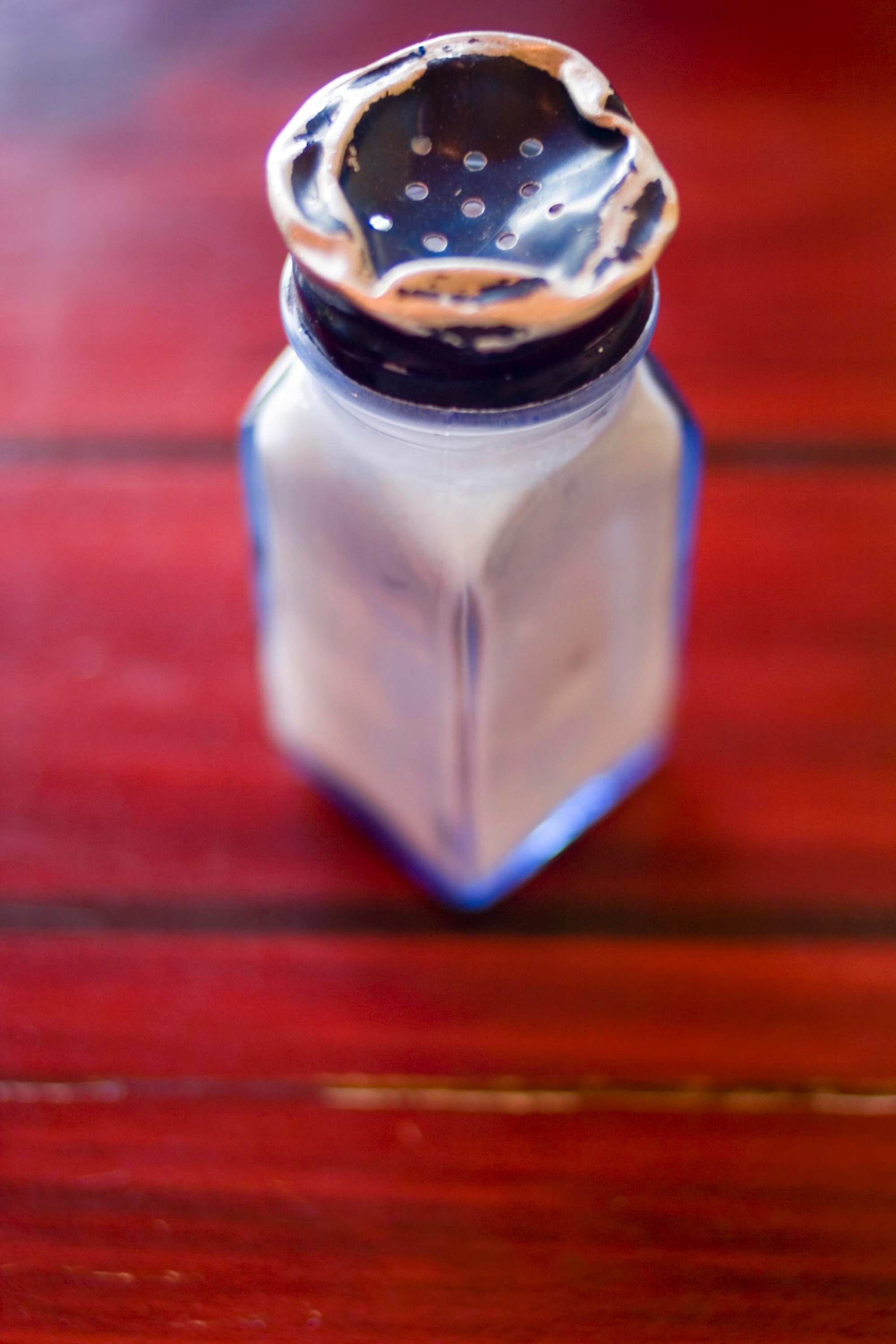 Australians eating almost twice the daily recommended amount of salt ...