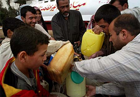 UN food program faces massive Iraq operation - ABC News