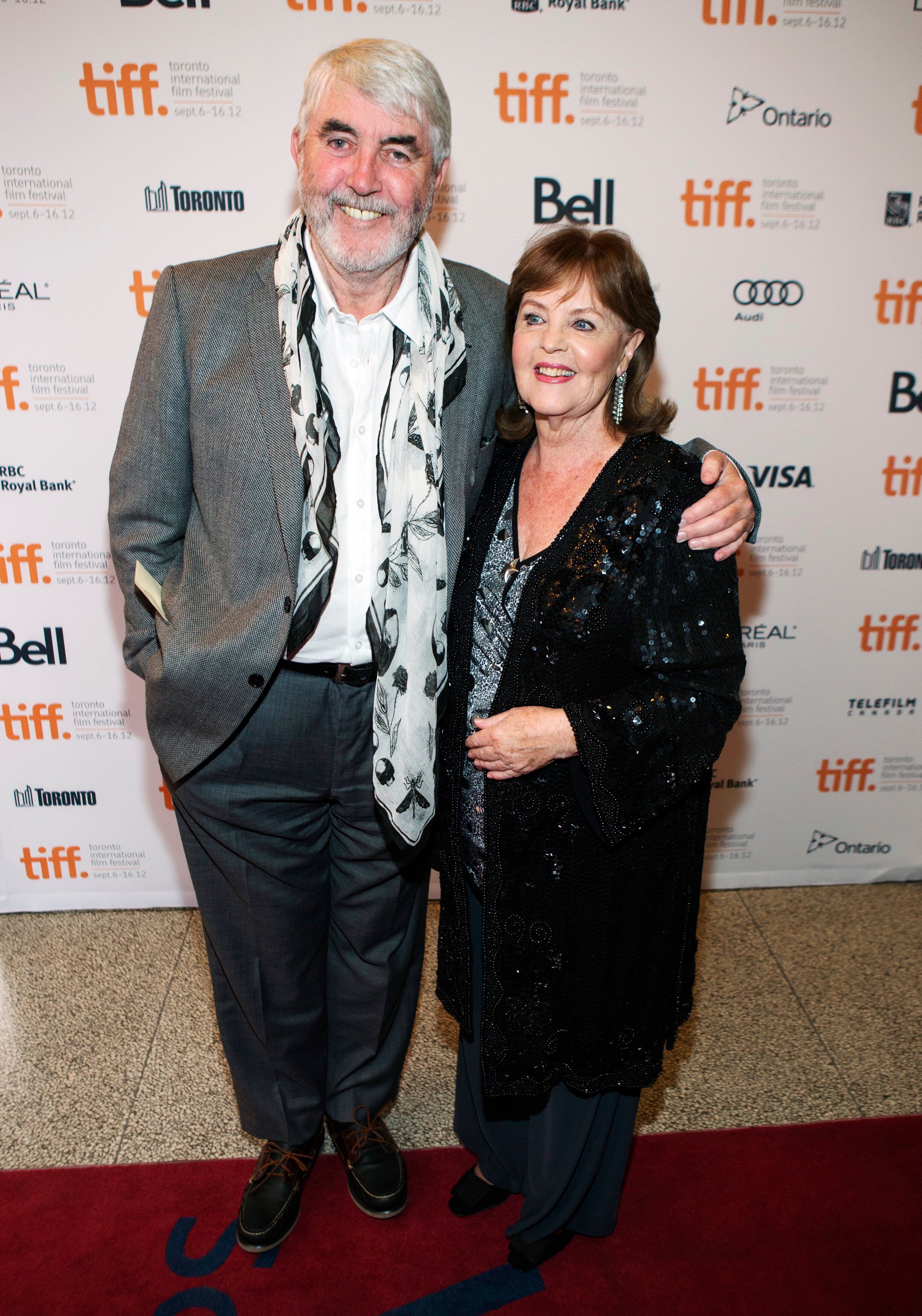 Actress Pauline Collins of Shirley Valentine fame dies aged 85 - ABC News