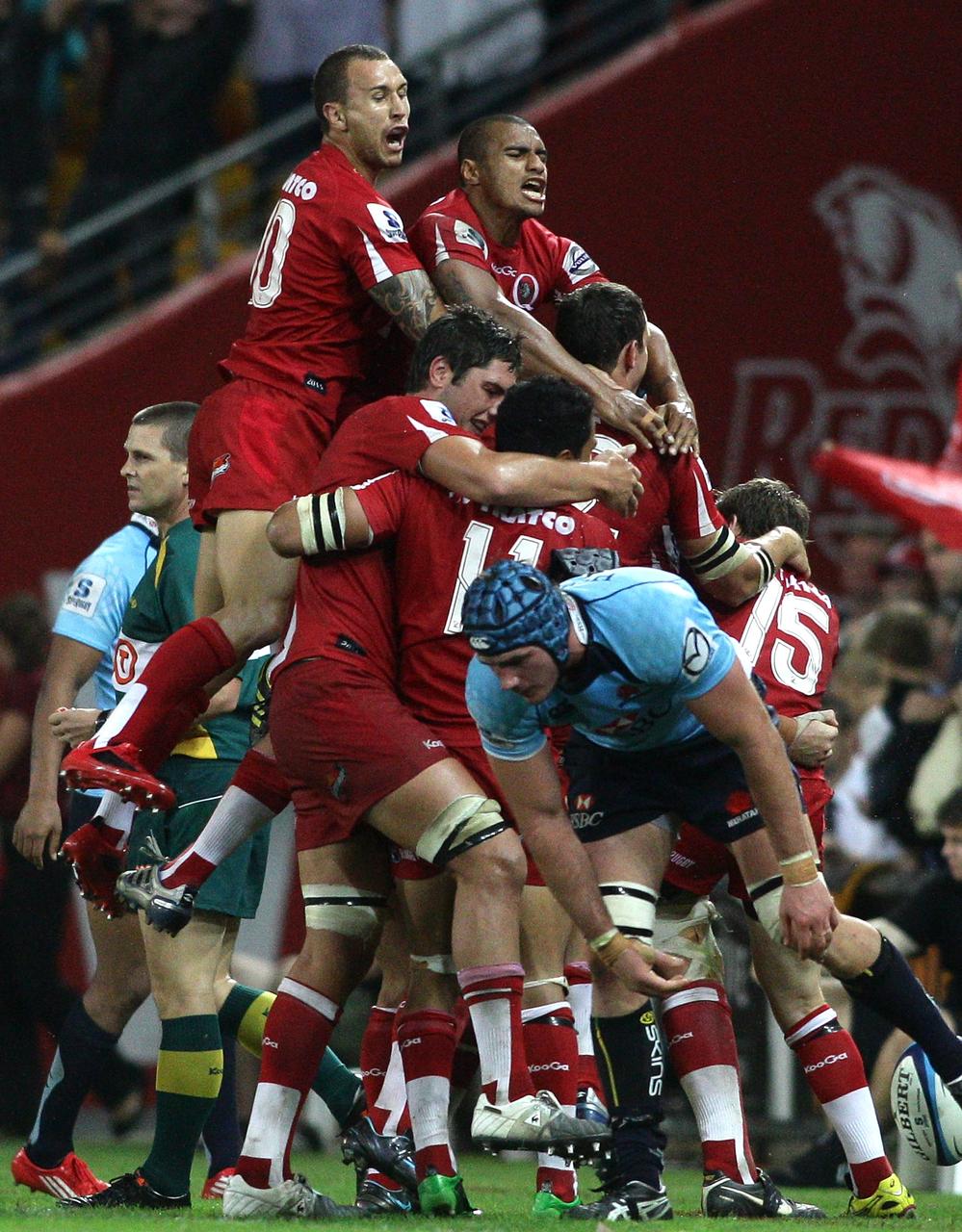 Aussie Super teams playing 'school stuff' - ABC News