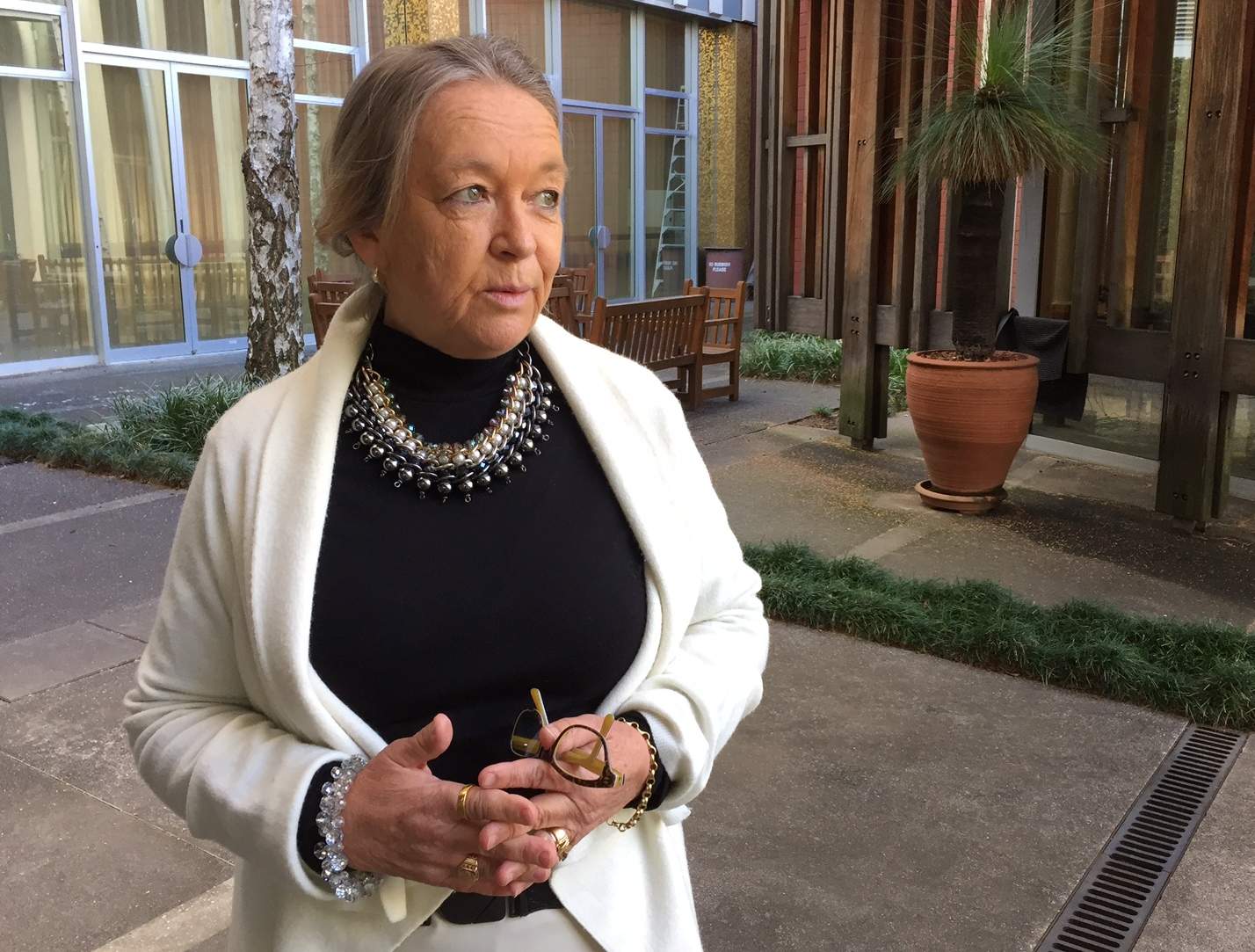 Joy Burch stands down from all ACT Cabinet positions, but will seek re ...