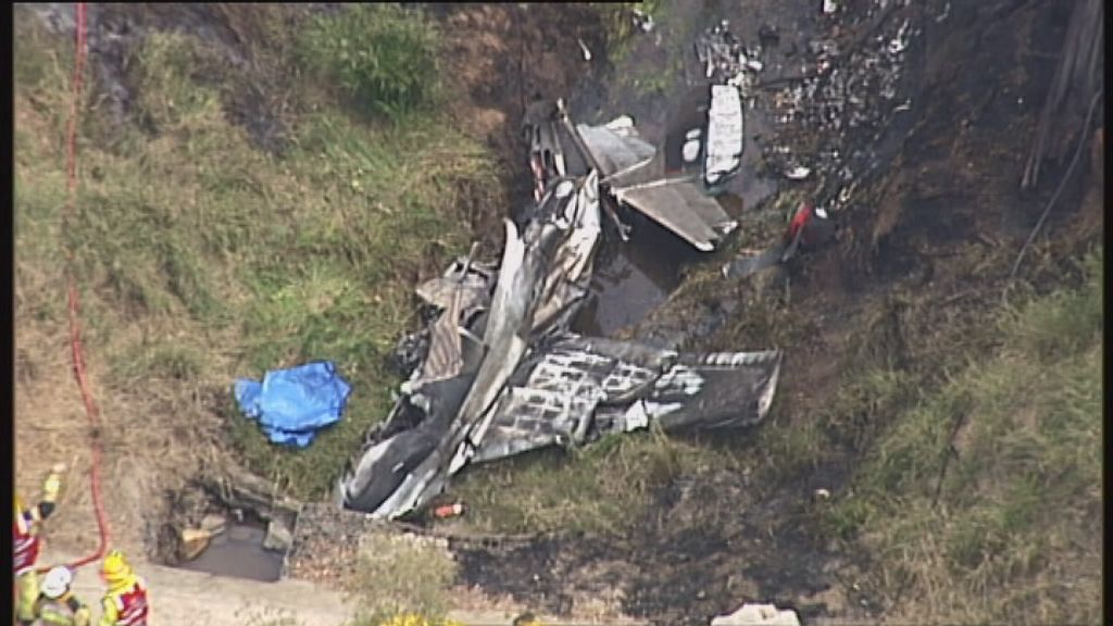 Investigators probe engine failure in fatal plane crash - ABC News