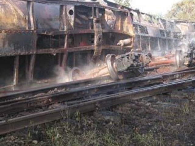 25 dead in Burma train fire - ABC News