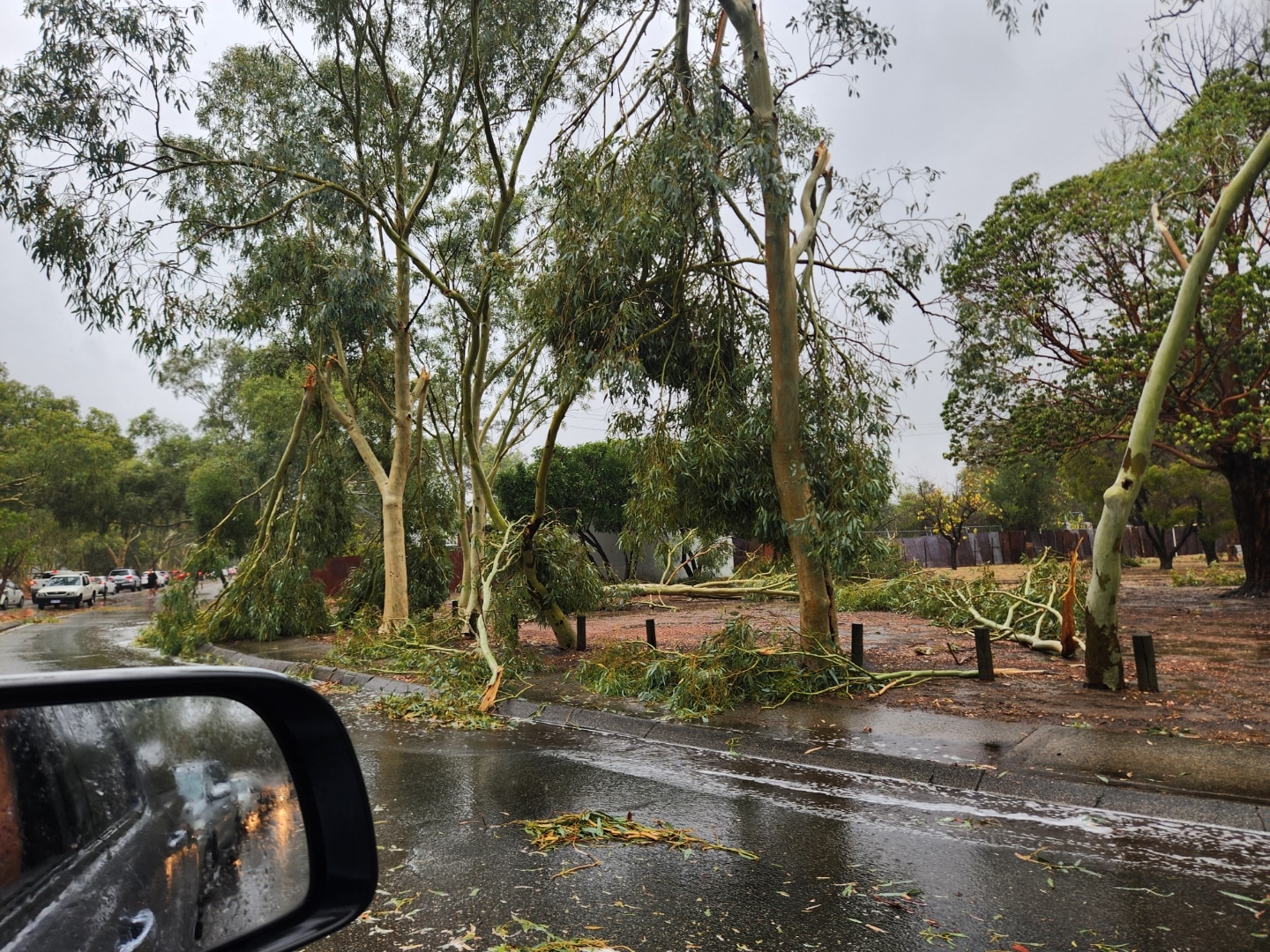 Severe thunderstorm causes peak hour chaos across Perth - ABC News