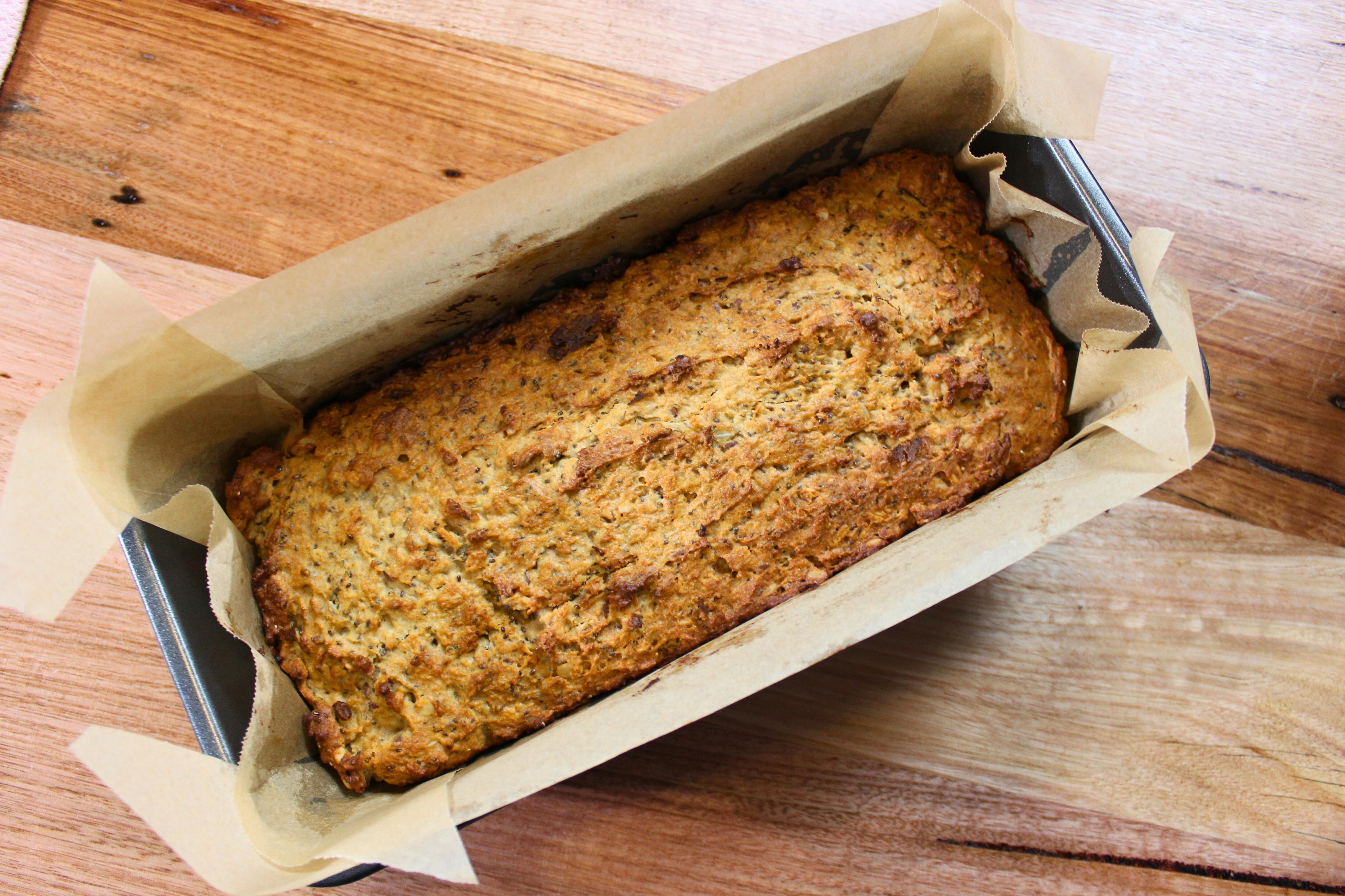A gluten-free seedy loaf with goat's cheese and figs - ABC News
