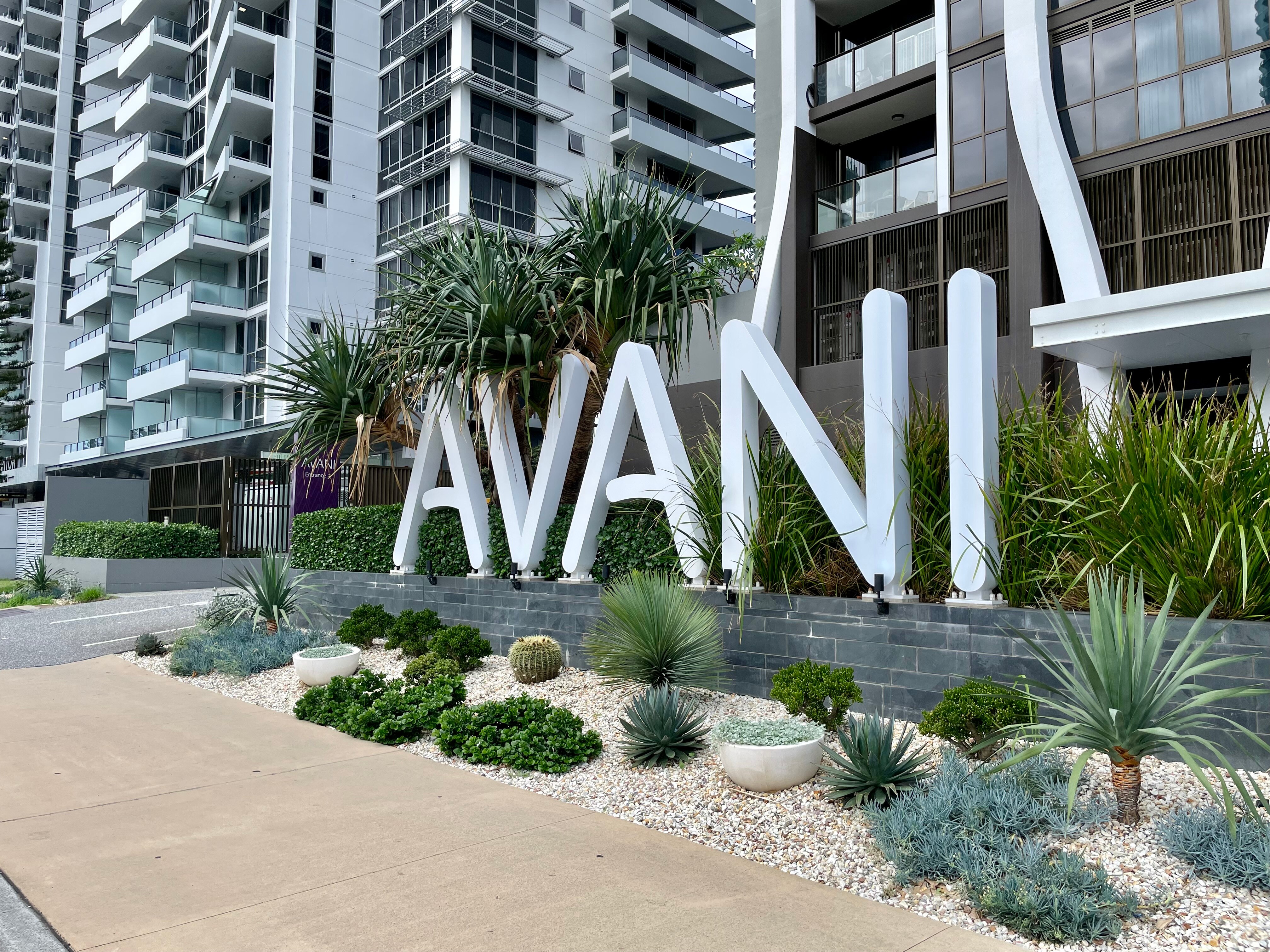 Water leak causes Gold Coast high-rise tower Avani to lose power ...