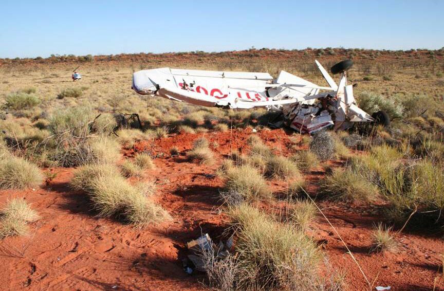 Lack of communication factor in plane crash: inquest - ABC News
