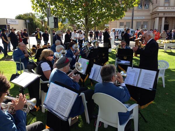 Thousands commemorate Anzac Day at marches and services across South ...