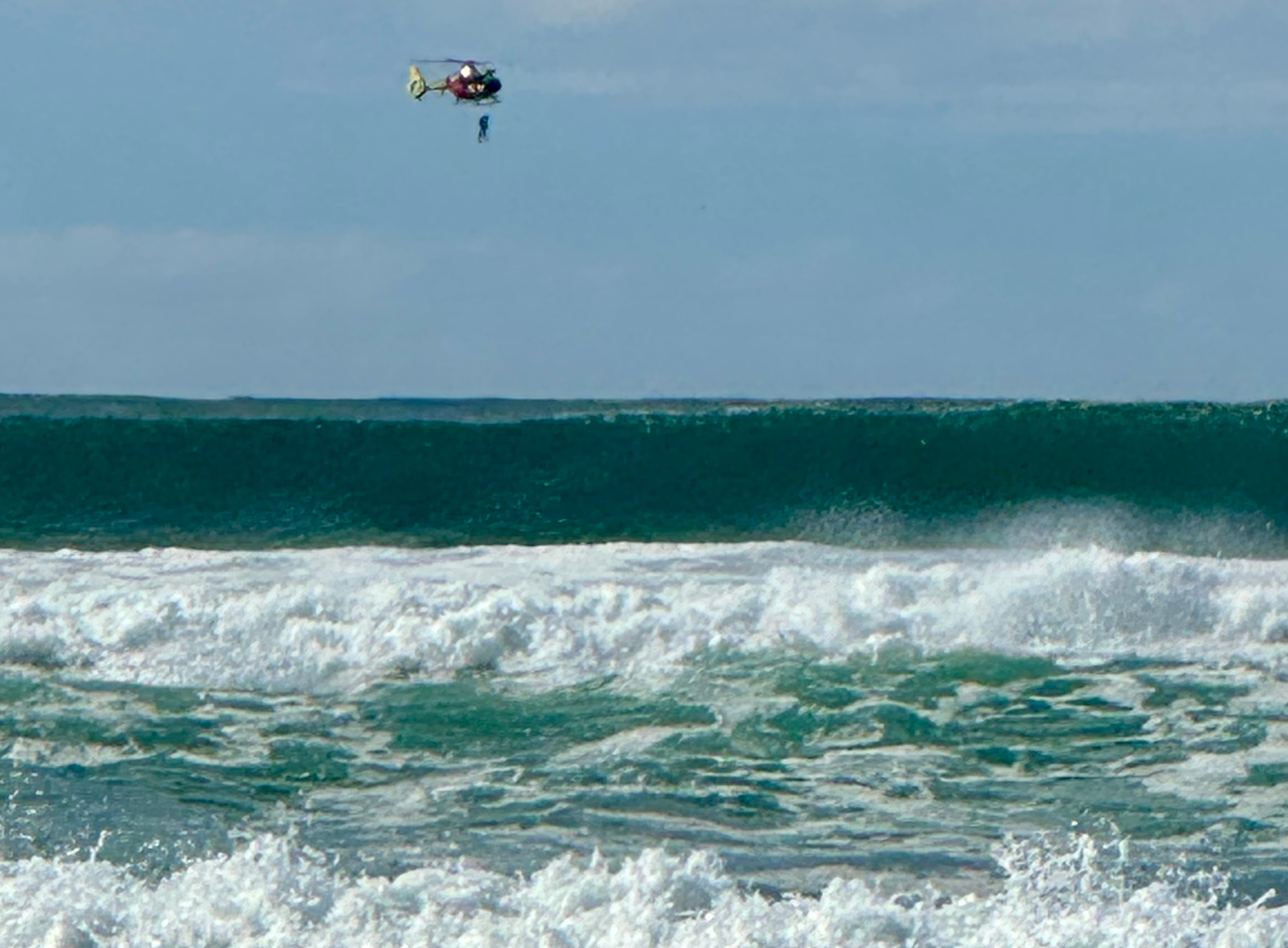 Smart watch helps save swimmer's life in rough seas off Byron Bay - ABC ...
