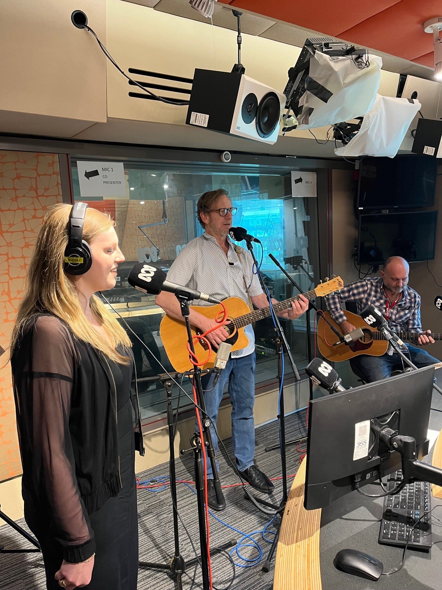 Grace, Pav and Damian with a Christmas carol - ABC listen
