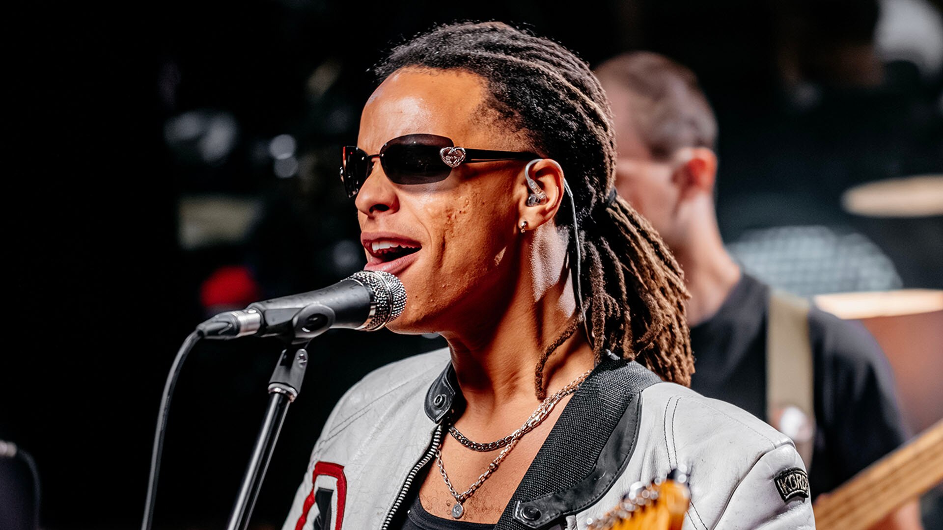 Muroki – ‘Love Cocoon’ (live for Like A Version) - triple j