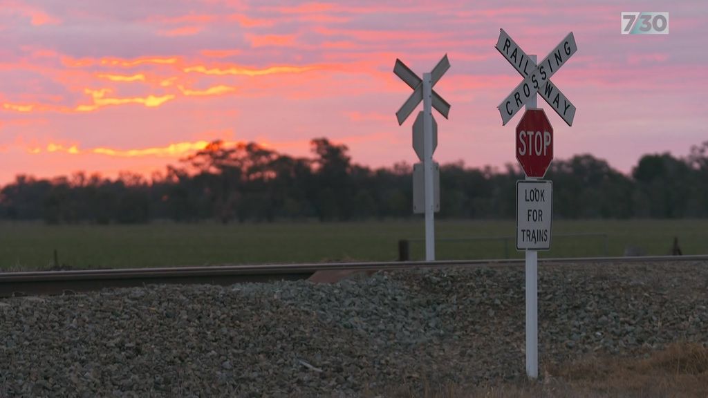 Families campaign for safer rail crossings - ABC News