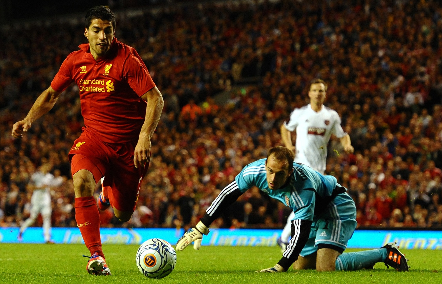Liverpool to play Melbourne Victory at MCG - ABC News