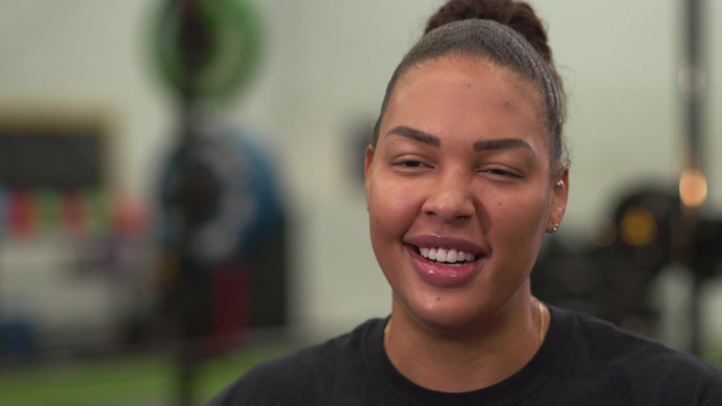 Basketballer Liz Cambage talks about coping with mental health issues ...