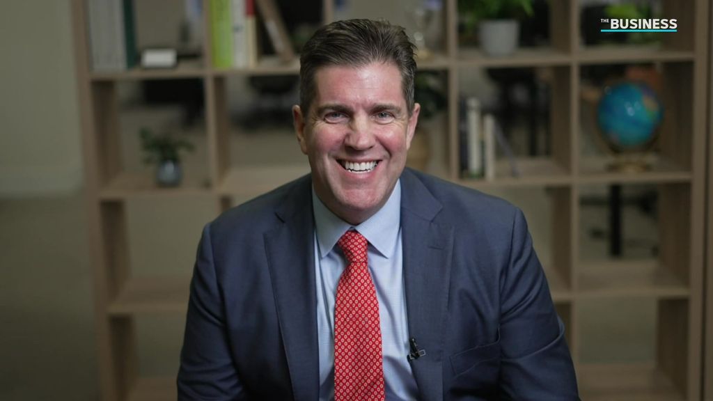 Investors force Lendlease to pull out of international developments ...