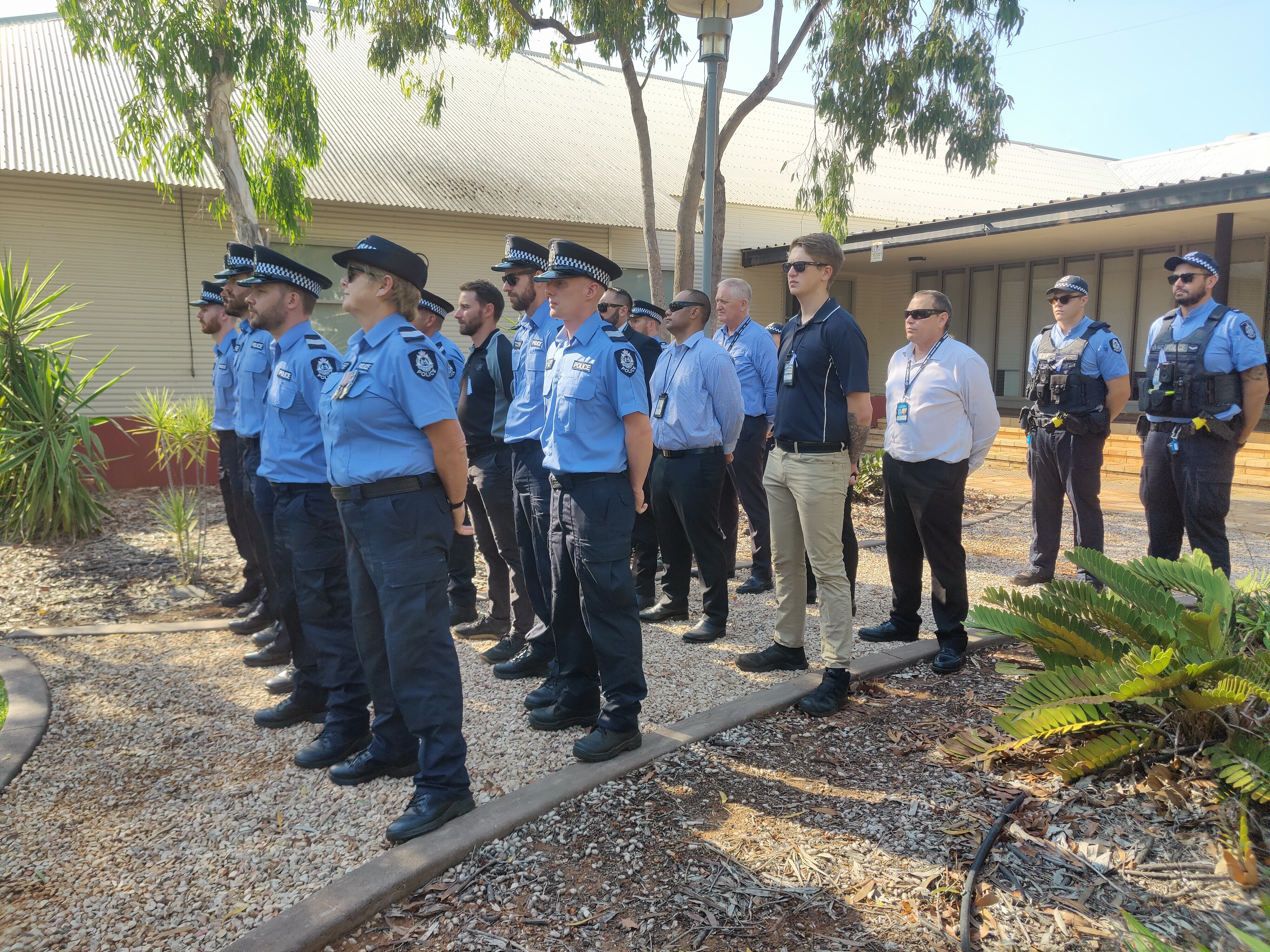 Six people charged over assault on WA Police officers in Derby - ABC News