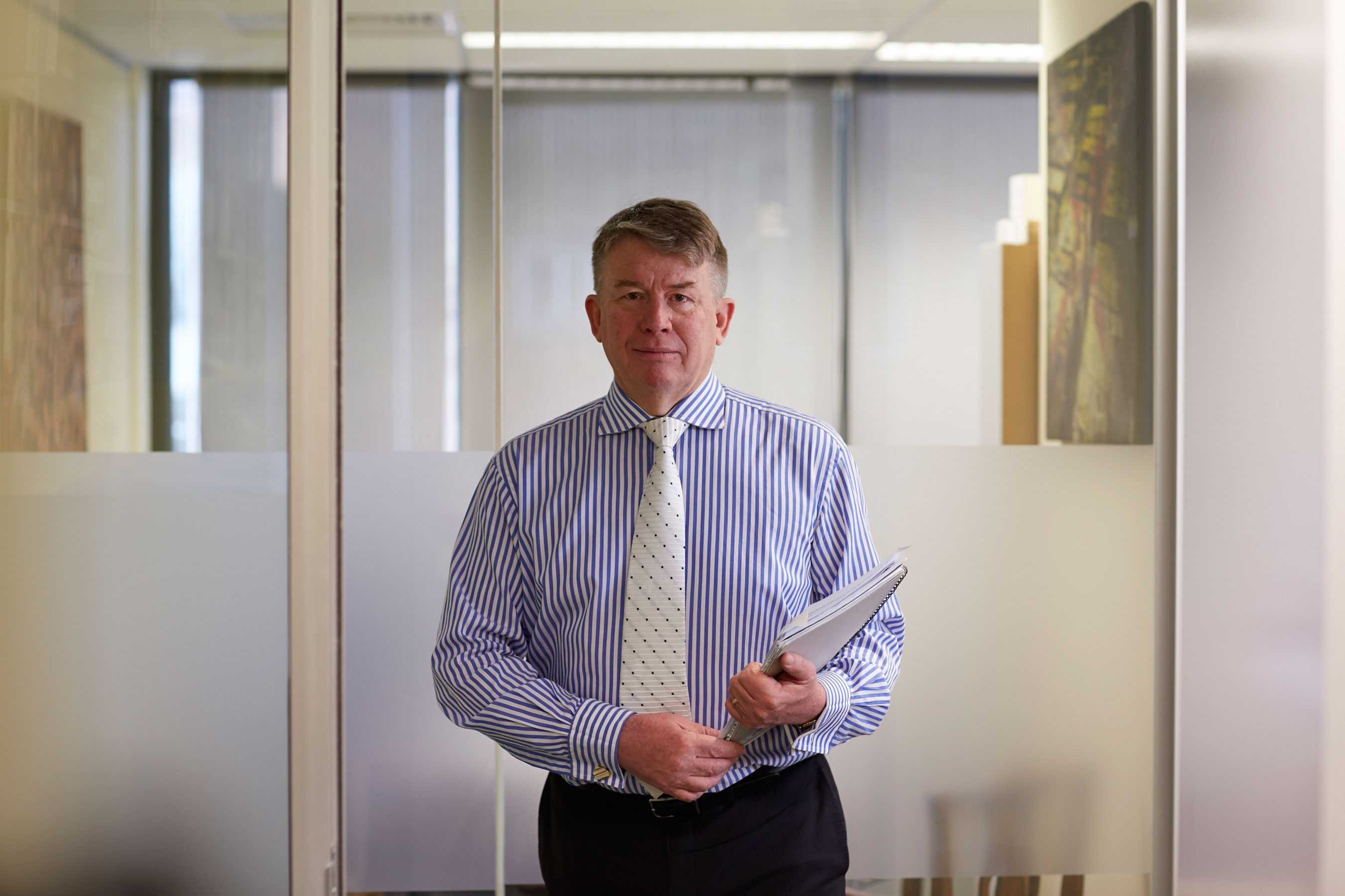 Consultant Stephen Bartos says rural research and marketing needs to ...