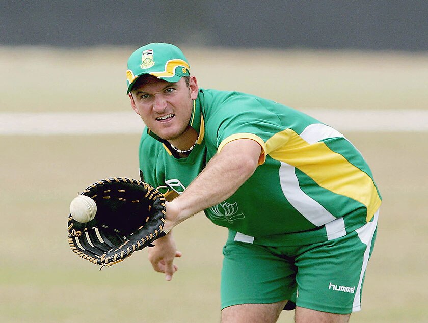 South Africa play down players' drinking - ABC News