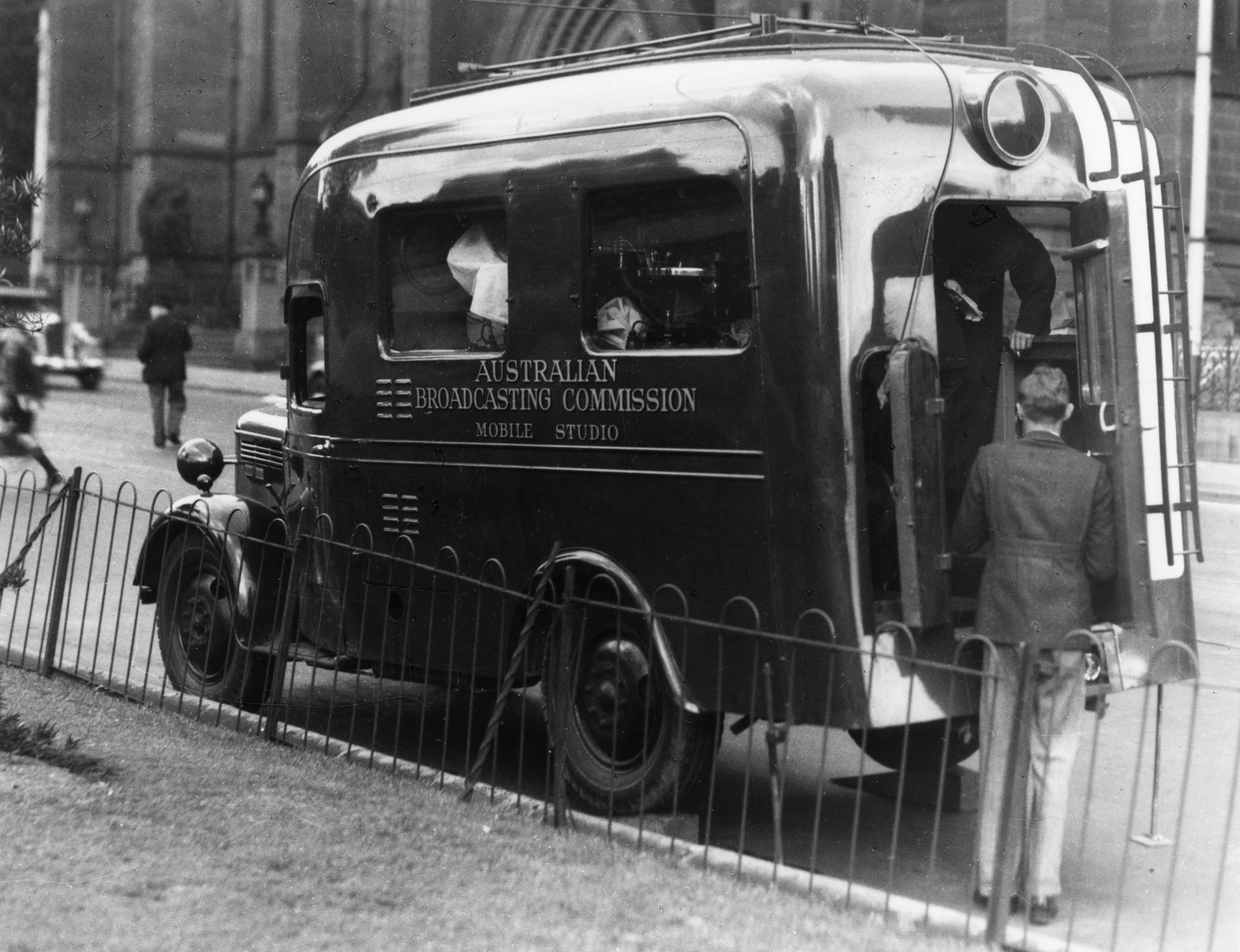 Australia's first radio station began 100 years ago as 2SB, now known ...