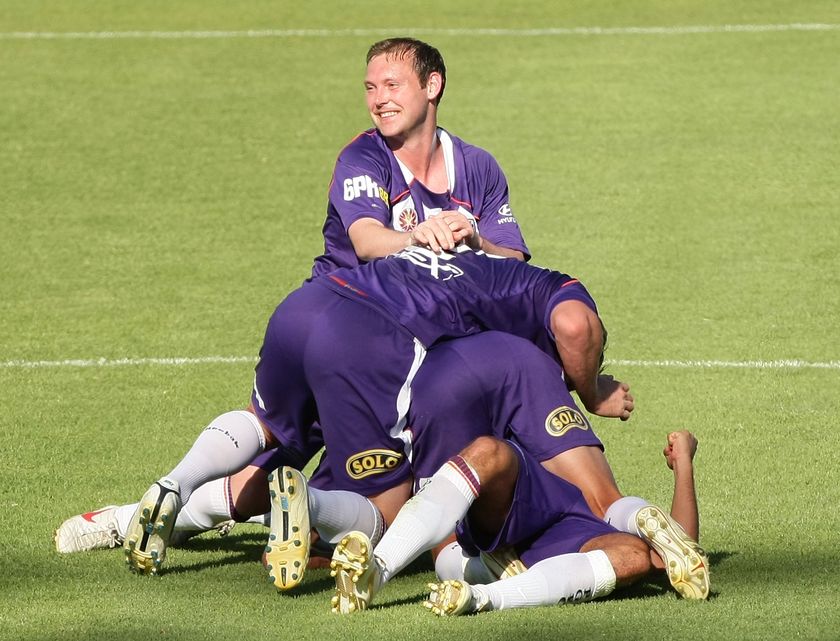 Glory win seals finals football - ABC News
