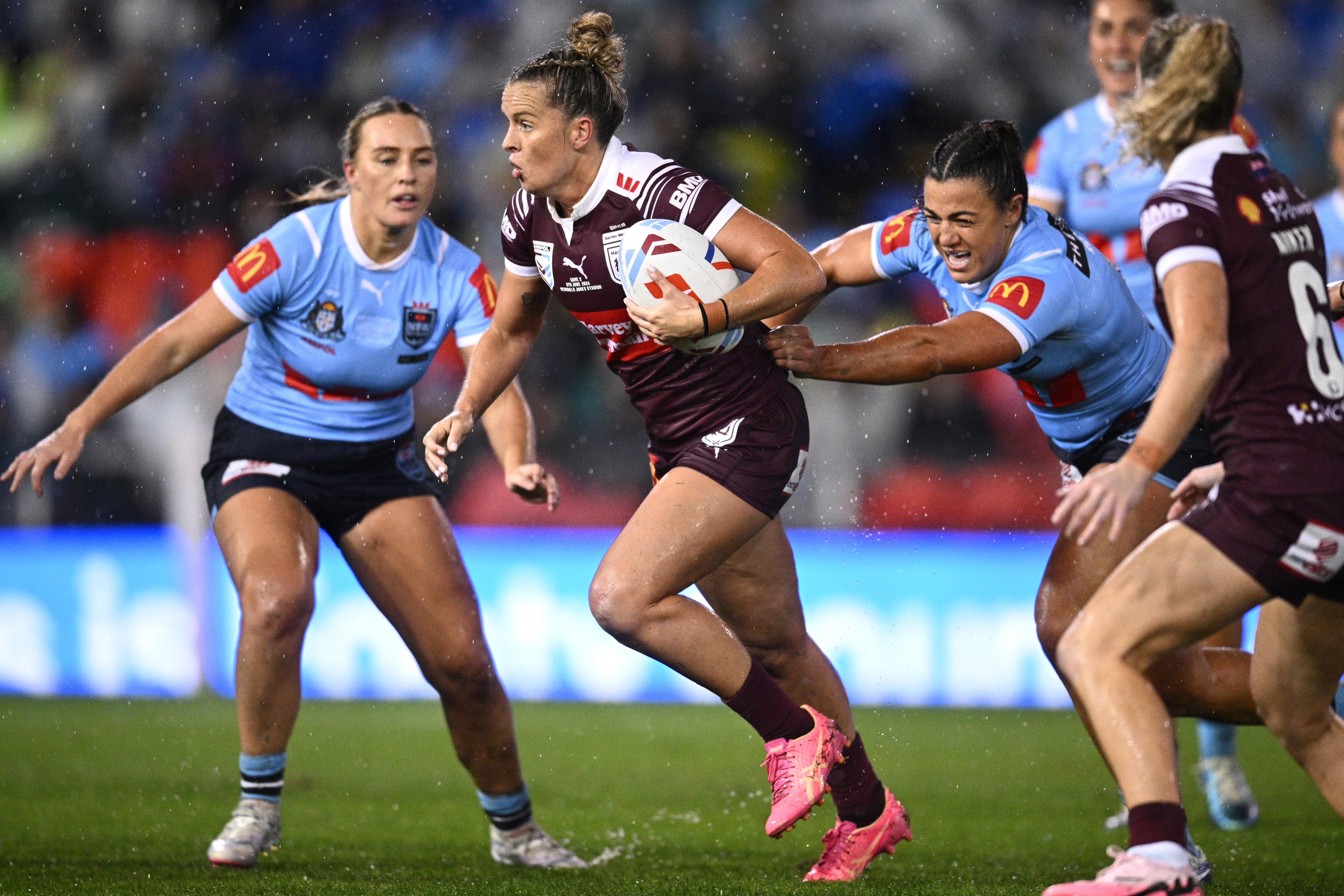 Lauren Brown: We can't let NSW have the record for the crowd! - ABC listen