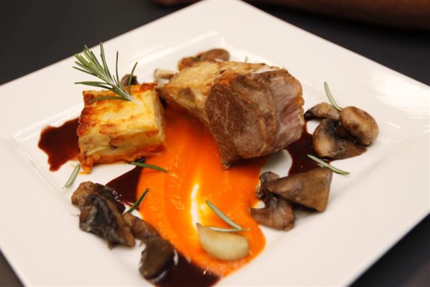 Lamb with roast capsicum puree - ABC News