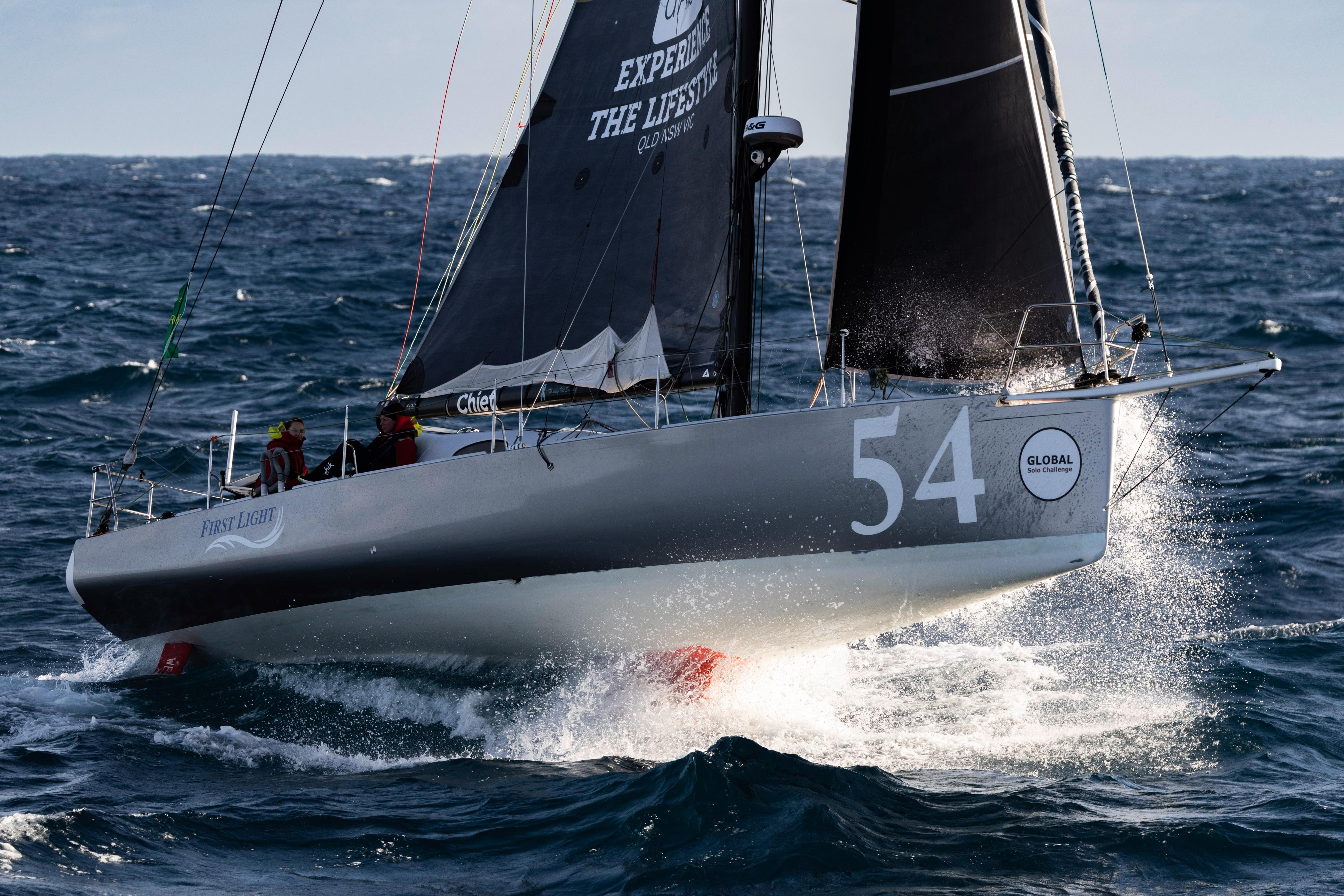 The all-female crew of First Light pushes ahead in the Sydney to Hobart ...