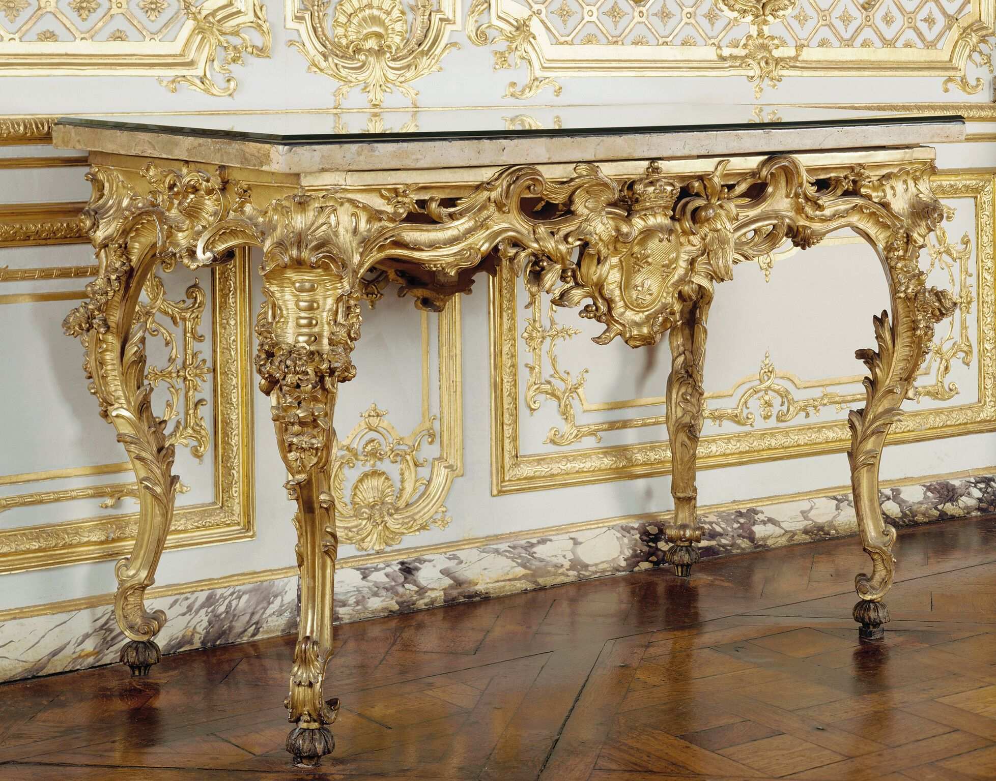Donald Trump's decor inspired by French king Louis XIV and the palace ...