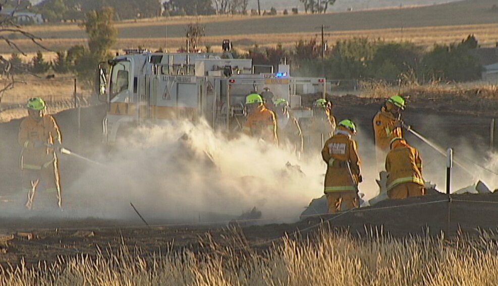 Heat brings high fire risk for ACT - ABC News