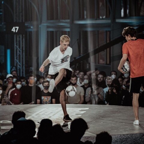 He's one of the best freestyle footballers in the world! - ABC listen