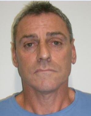 Double murderer John Lindrea breaks parole, goes on the run in Victoria ...