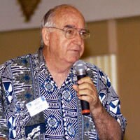 Australian priest ordered to leave Fiji - ABC News