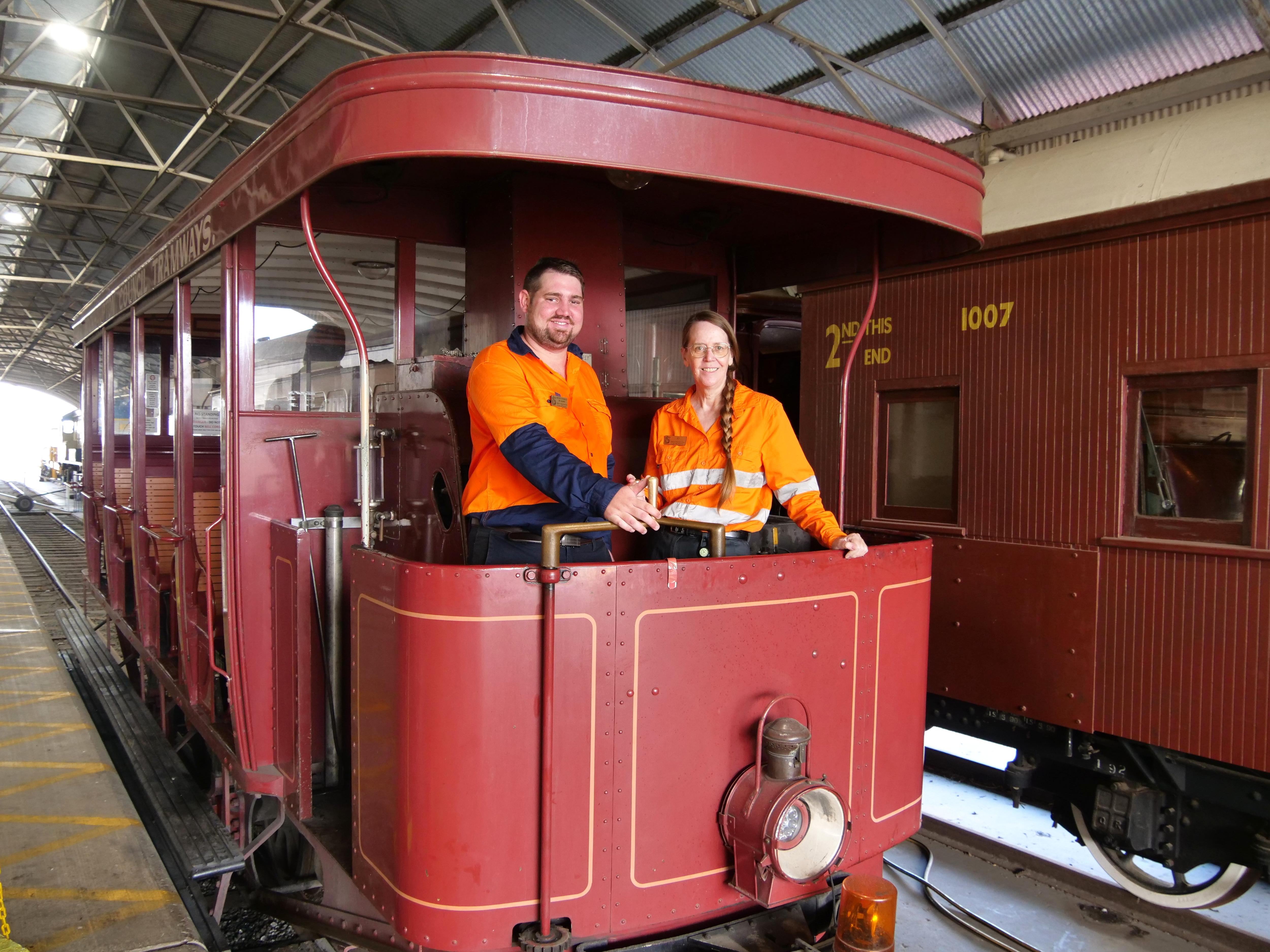 New drivers inducted in Rockhampton for the last working Purrey steam ...