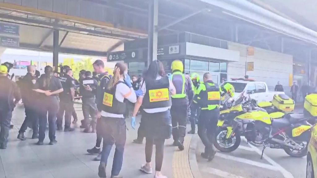 One killed, four injured in suspected stabbing attack in Israel - ABC News