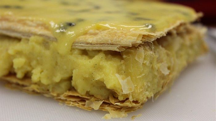 Vanilla Slice aka the Aussie 'Snot Block' - ABC Everyday