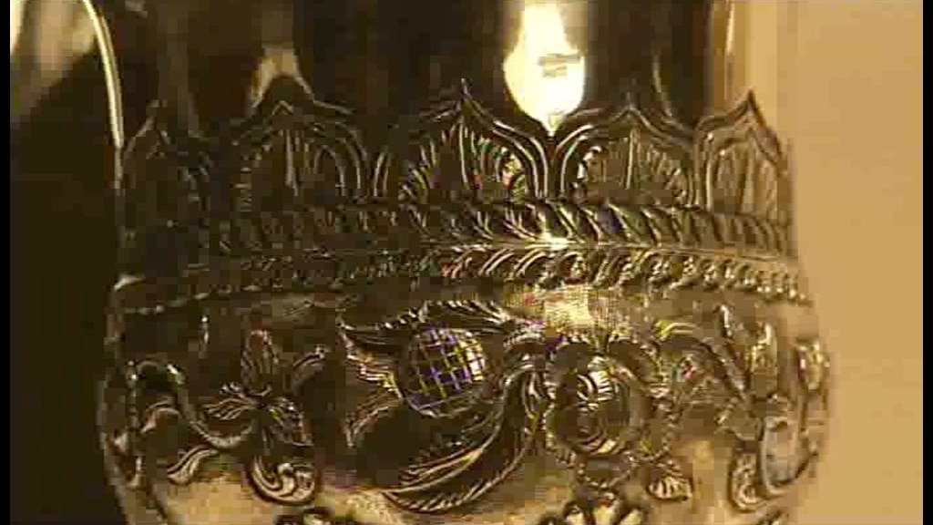 Colonial silver goes on display - ABC News