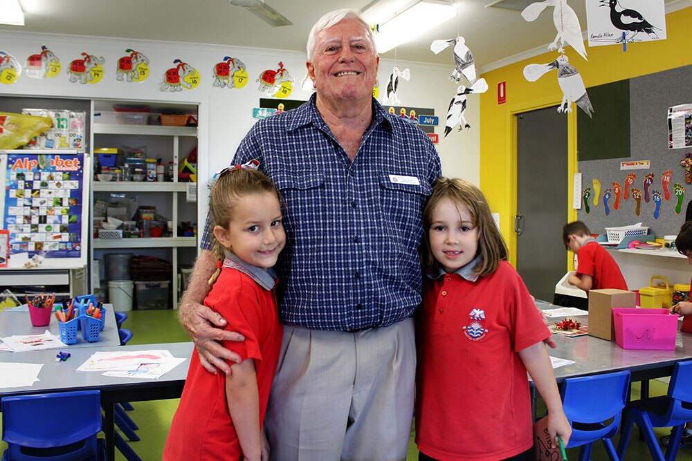 Meet the Queensland man with 1,000 'grandchildren' - ABC News