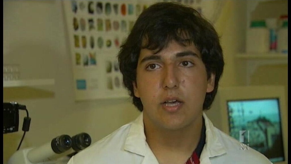 Teen prodigy graduates from university - ABC News