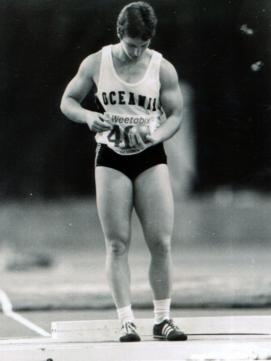 Meet Bev Francis: The strongest woman in the world | YourLifeChoices