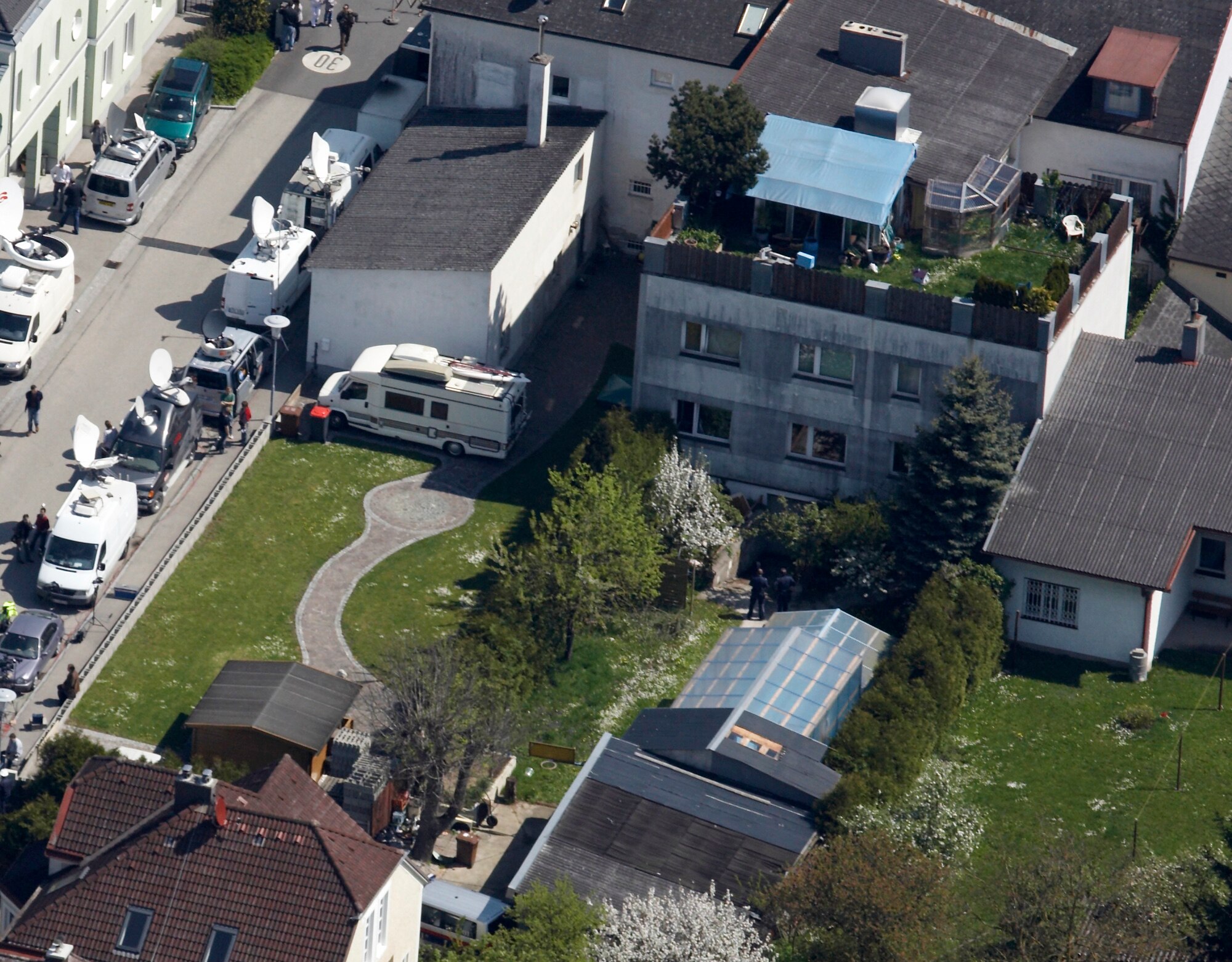 Lawyer says Josef Fritzl, Austrian father who imprisoned his daughter ...